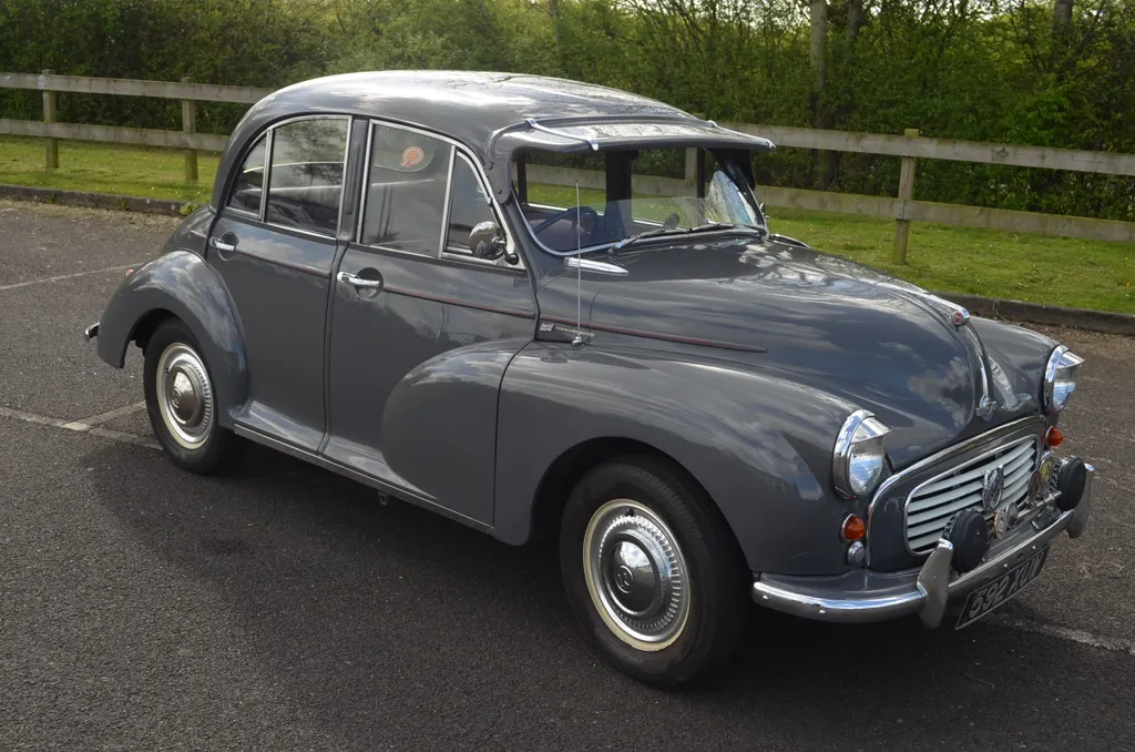 Classic Morris Minor Cars for Sale | CCFS