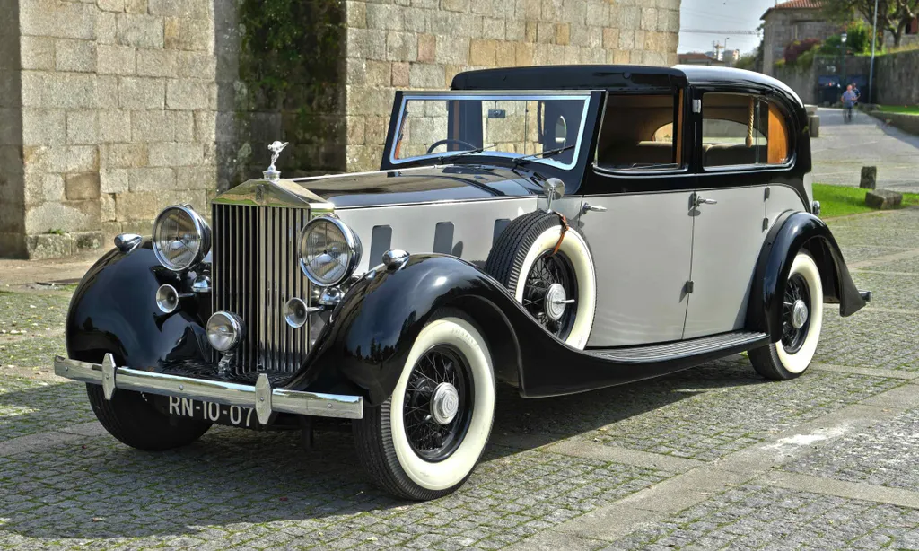 Classic Rolls Royce Phantom Cars for Sale | CCFS