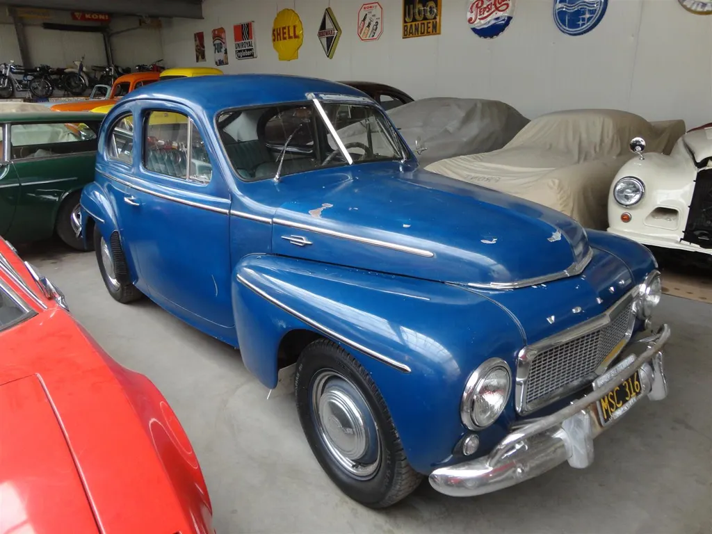 Classic Volvo Cars for Sale | CCFS